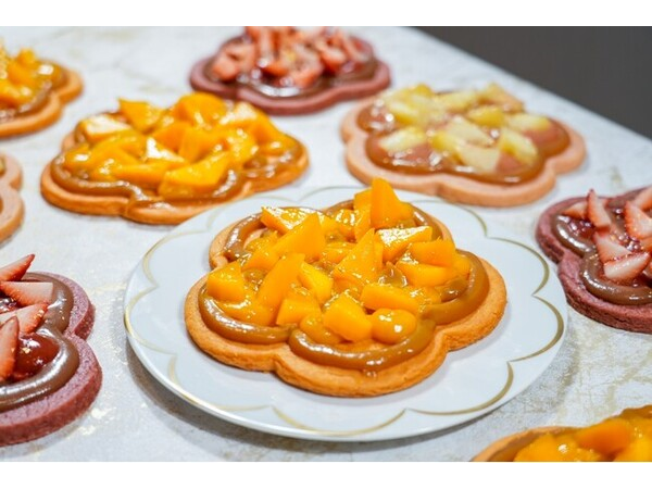 有名フランス人シェフが、店舗OPENを目指してクラファンで“メガクッキー”販売！ ｜ ガジェット通信 GetNews