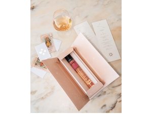 各星座をイメージした100mlのワイン「Fortune Wine 2025」登場 - STRAIGHT PRESS[ストレートプレス]